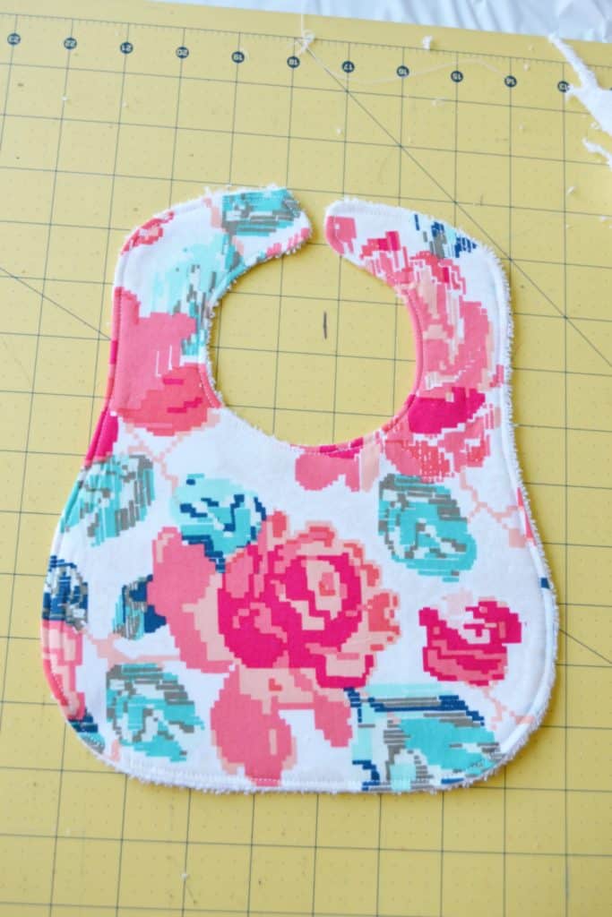 Bib Pattern for Beginners with Video Tutorial – Mary Martha Mama