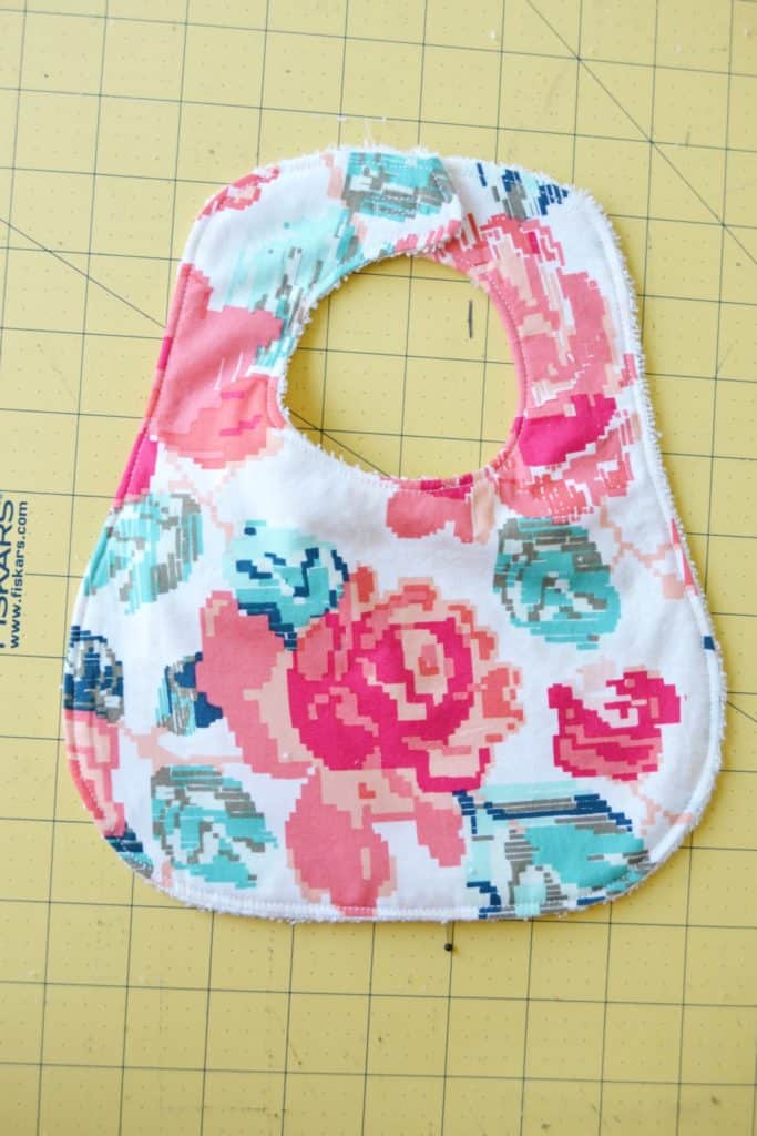 Bib Pattern for Beginners with Video Tutorial – Mary Martha Mama