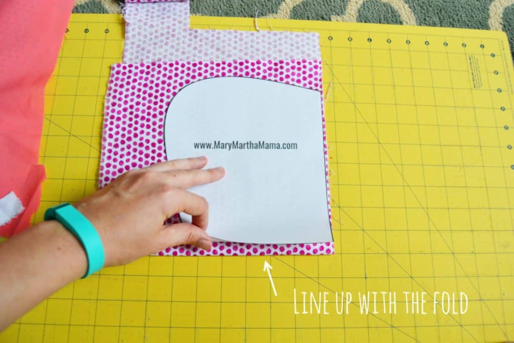 DIY Burp Cloths [Half Contour Pattern] – Mary Martha Mama