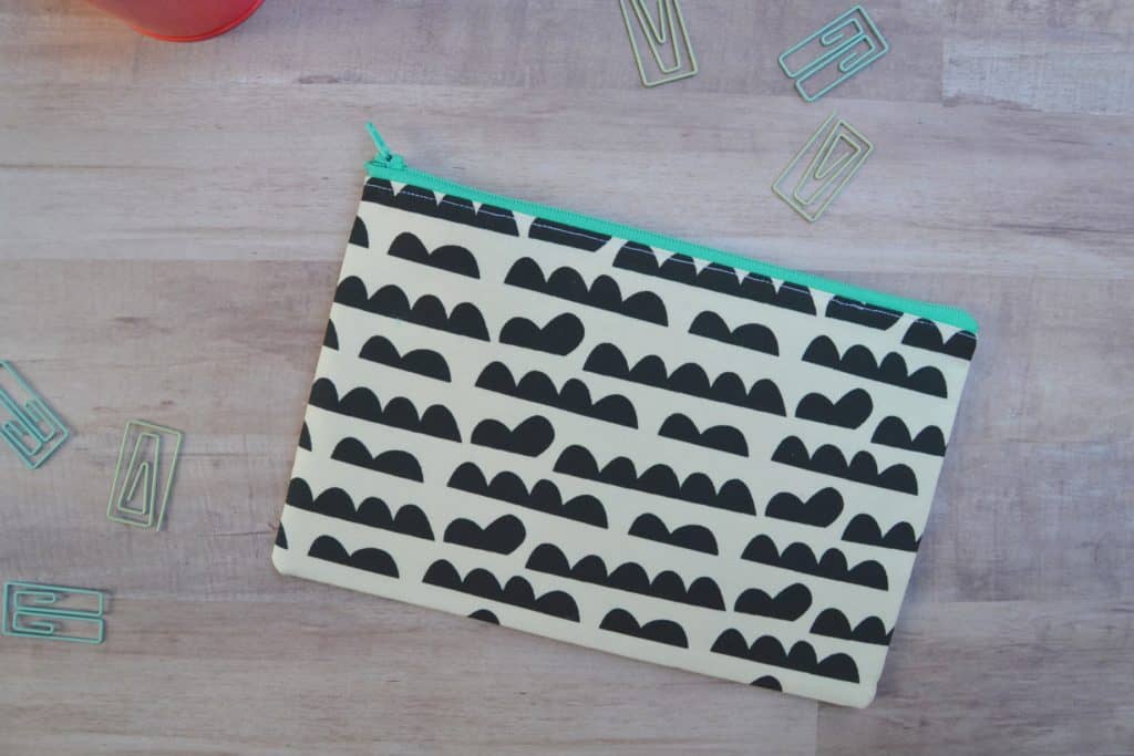 Zipper Pouch Tutorial – Mary Martha Mama