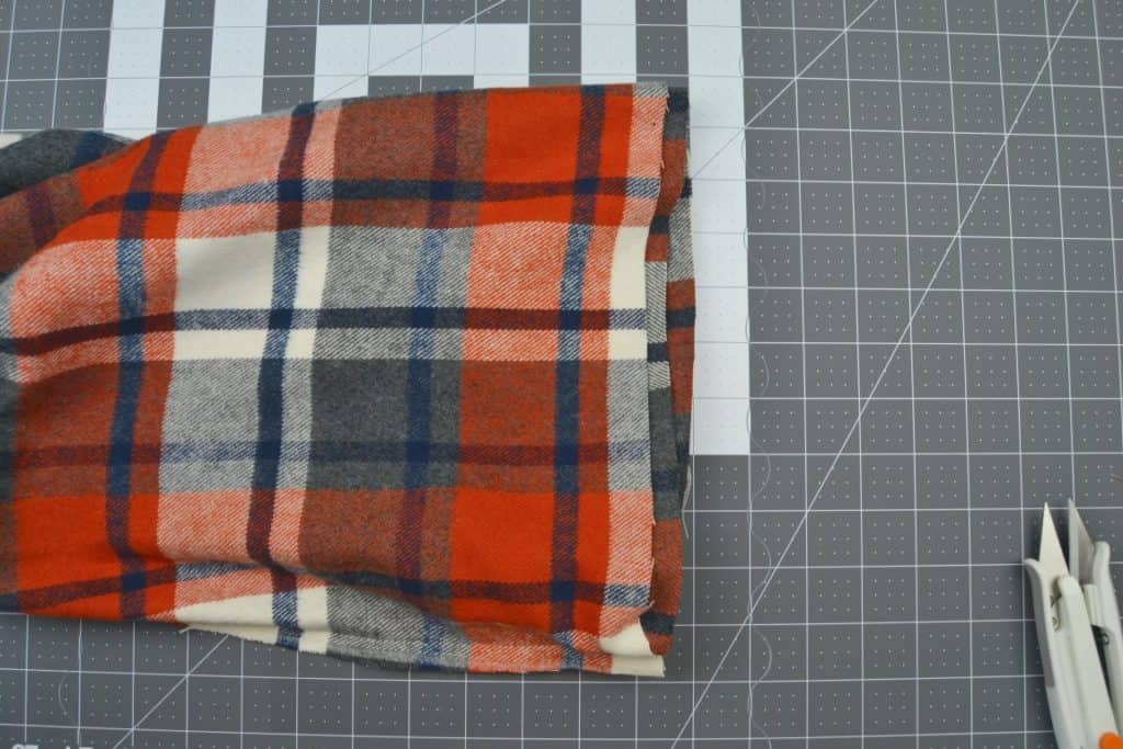 DIY Infinity Scarf: An Amazingly Easy Tutorial – Mary Martha Mama