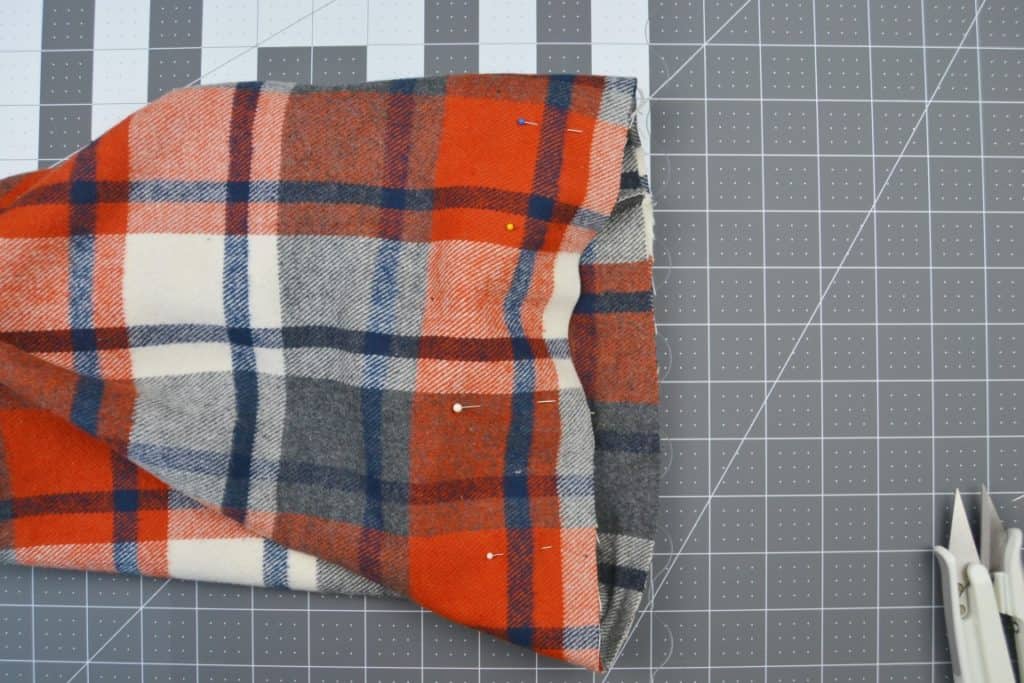 DIY Infinity Scarf: An Amazingly Easy Tutorial – Mary Martha Mama