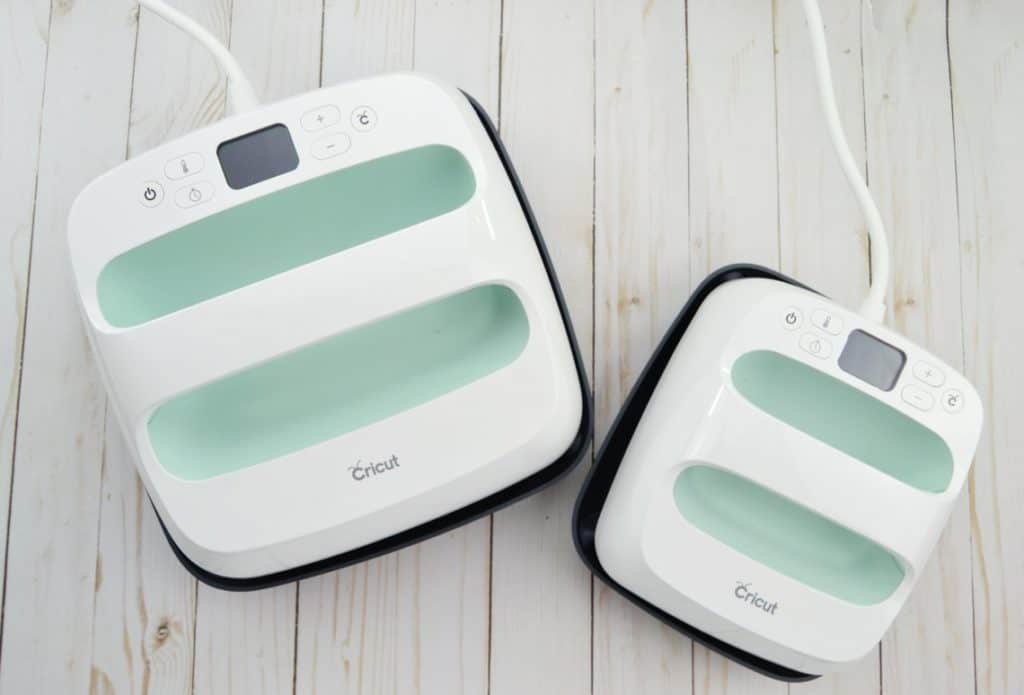 How to Make a Burp Cloth with Baby's Name on It – Mary Martha Mama