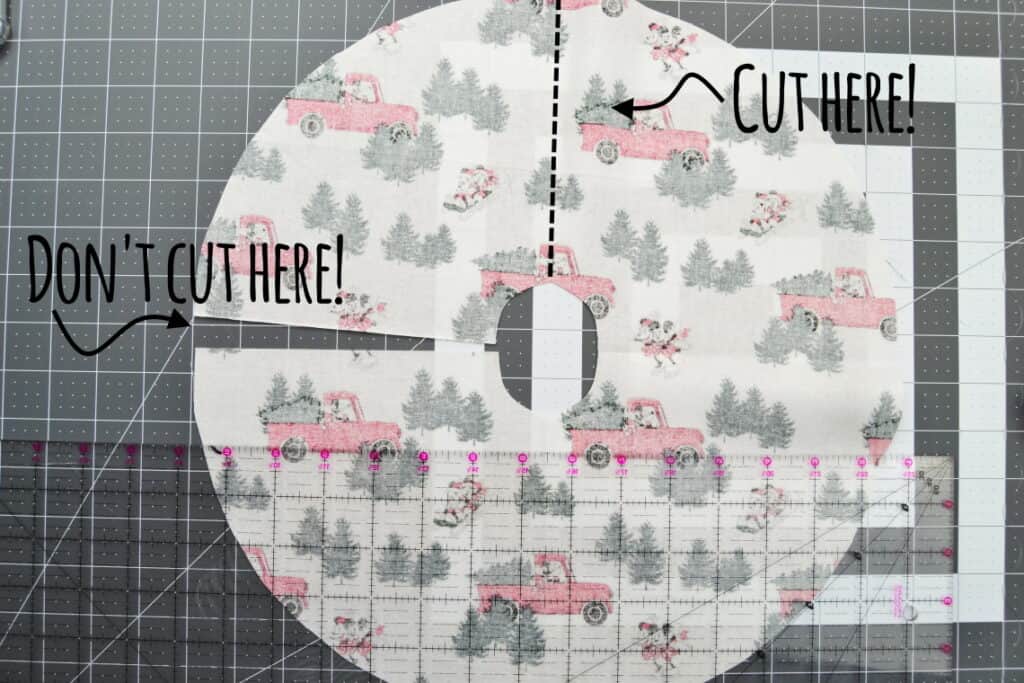 Mini Tree Skirt Pattern [Free Printable] – Mary Martha Mama