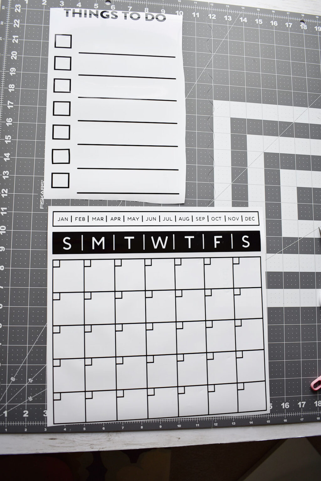 DIY Whiteboard Calendar – Mary Martha Mama