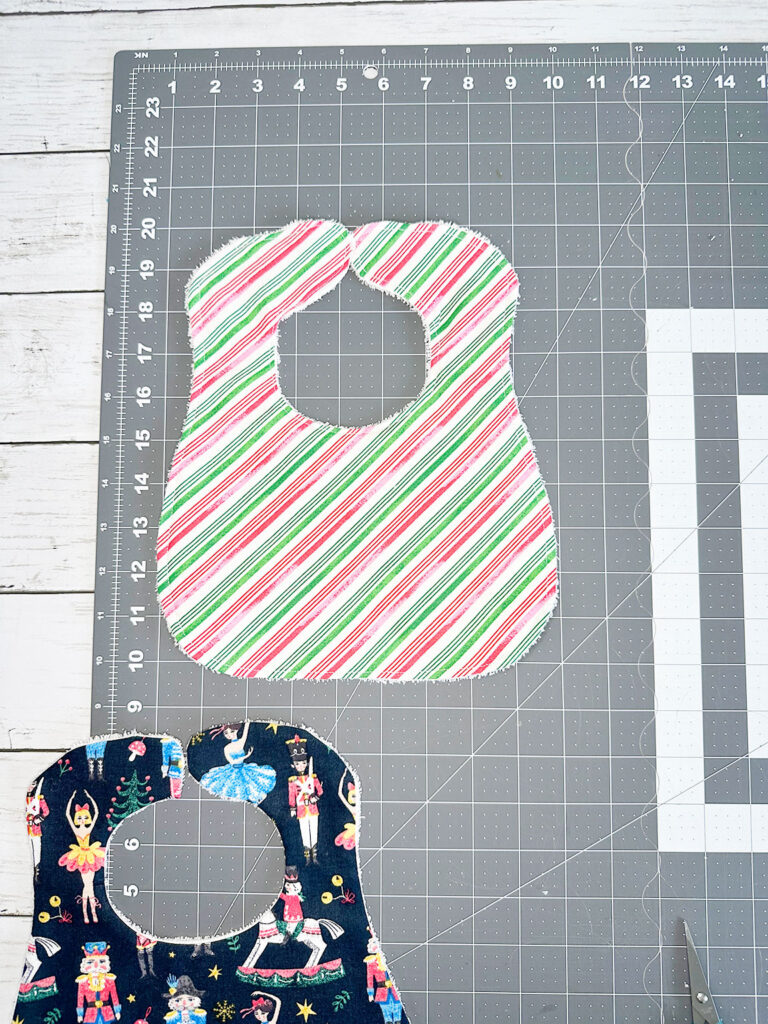 How to Sew a Bib for Baby's First Christmas – Mary Martha Mama