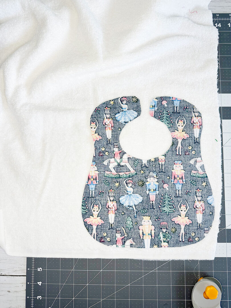 How to Sew a Bib for Baby's First Christmas – Mary Martha Mama