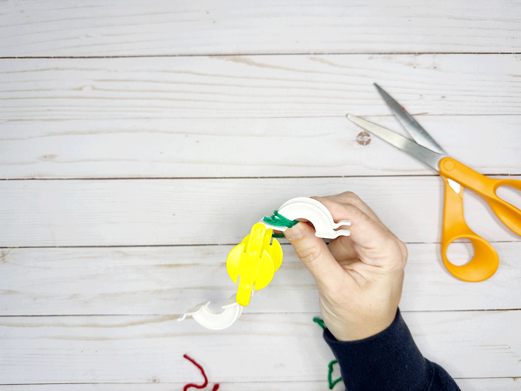 DIY Pom Pom Garland – Mary Martha Mama